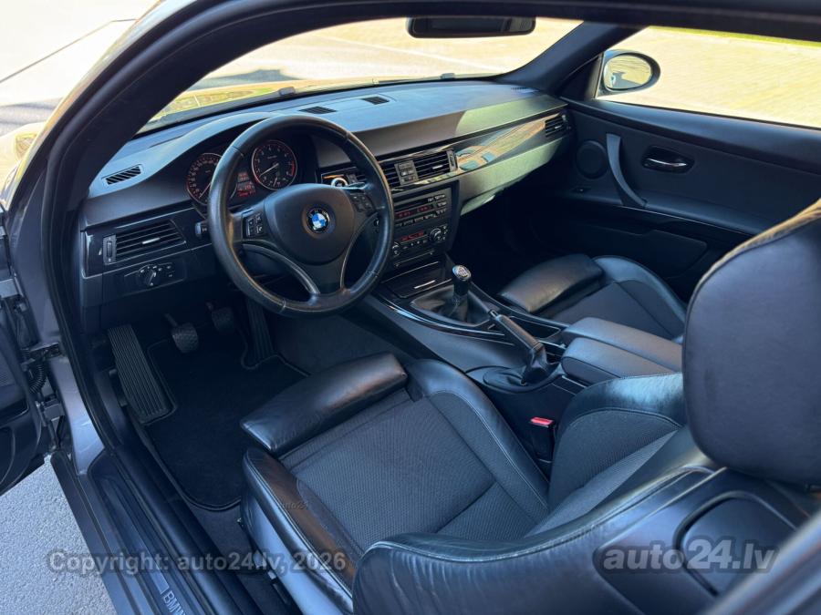Pelēks BMW 3 Series 2007 Tallina, ar dzinēja tilpumu 2.50 L un nobraukumu 266 tūkst. km par 7200 €, foto 12 vietnē AUTOMOTO.COM.LV