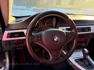 Pelēks BMW 3 Series 2008 Tallina, ar dzinēja tilpumu 3.00 L un nobraukumu 149 tūkst. km par 9800 €, foto 20 vietnē AUTOMOTO.COM.LV