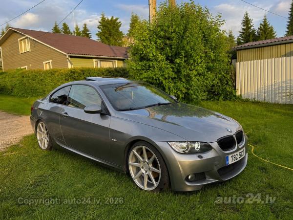 Pelēks BMW 3 Series 2008 Tallina, ar dzinēja tilpumu 2.00 L un nobraukumu 286 tūkst. km par 7000 €, foto 5 vietnē AUTOMOTO.COM.LV