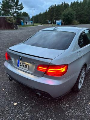 Grey BMW 3 Series 2009 in Keila, with an engine capacity of 3.00 L and mileage of 201 thousand km for 12350 €, photo 3 on AUTOMOTO.COM.LV