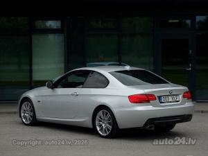 Pelēks BMW 3 Series 2010 Tallina, ar dzinēja tilpumu 2.00 L un nobraukumu 324 tūkst. km par 9500 €, foto 12 vietnē AUTOMOTO.COM.LV