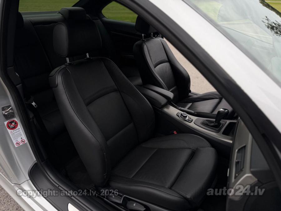 Pelēks BMW 3 Series 2010 Tallina, ar dzinēja tilpumu 2.00 L un nobraukumu 324 tūkst. km par 9500 €, foto 23 vietnē AUTOMOTO.COM.LV