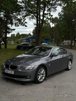 Pelēks BMW 3 Series 2011 Tallina, ar dzinēja tilpumu 2.00 L un nobraukumu 321 tūkst. km par 6700 €, foto  vietnē AUTOMOTO.COM.LV