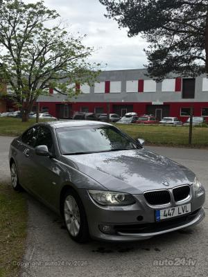Pelēks BMW 3 Series 2011 Tallina, ar dzinēja tilpumu 2.00 L un nobraukumu 321 tūkst. km par 6700 €, foto 4 vietnē AUTOMOTO.COM.LV