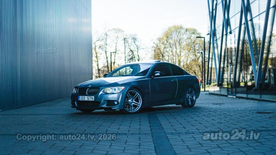 Pelēks BMW 3 Series 2011 Tallina, ar dzinēja tilpumu 3.00 L un nobraukumu 240 tūkst. km par 13500 €, foto 1 vietnē AUTOMOTO.COM.LV