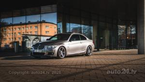 Pelēks BMW 3 Series 2011 Tallina, ar dzinēja tilpumu 3.00 L un nobraukumu 240 tūkst. km par 13500 €, foto 10 vietnē AUTOMOTO.COM.LV