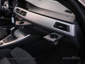 Grey BMW 3 Series 2012 in Tallinn, with an engine capacity of 3.00 L and mileage of 294 thousand km for 8999 €, photo 17 on AUTOMOTO.COM.LV