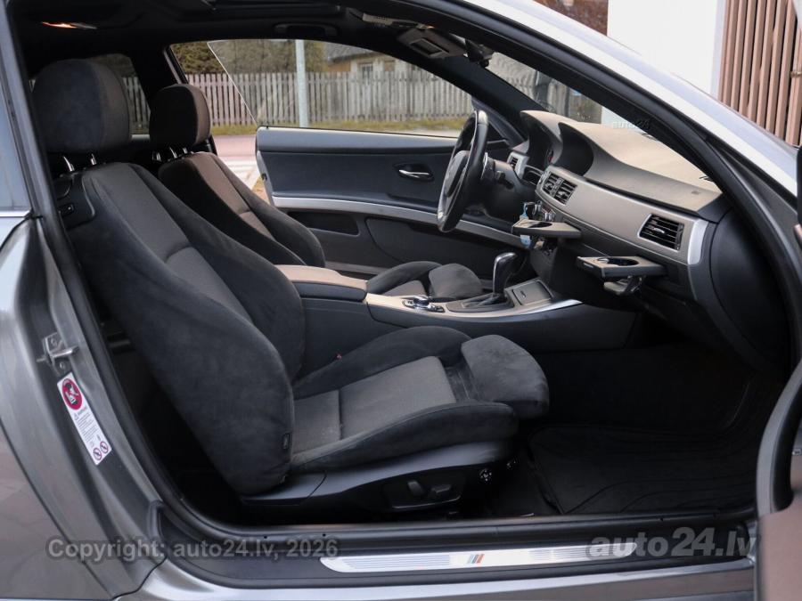 Grey BMW 3 Series 2012 in Tallinn, with an engine capacity of 3.00 L and mileage of 294 thousand km for 8999 €, photo 18 on AUTOMOTO.COM.LV