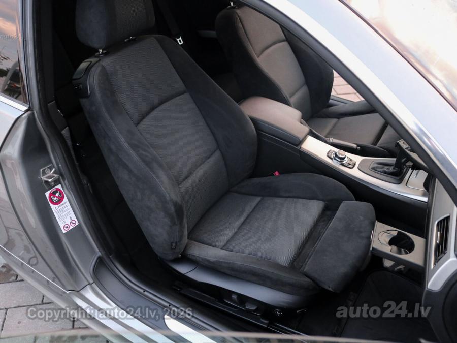 Grey BMW 3 Series 2012 in Tallinn, with an engine capacity of 3.00 L and mileage of 294 thousand km for 8999 €, photo 19 on AUTOMOTO.COM.LV