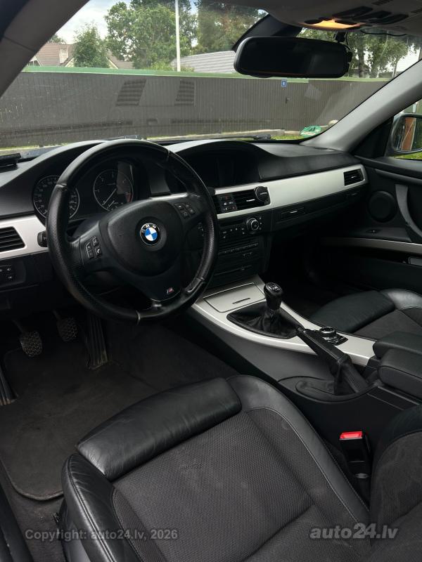 Grey BMW 3 Series 2013 in Tallinn, with an engine capacity of 2.00 L and mileage of 269 thousand km for 8999 €, photo 7 on AUTOMOTO.COM.LV