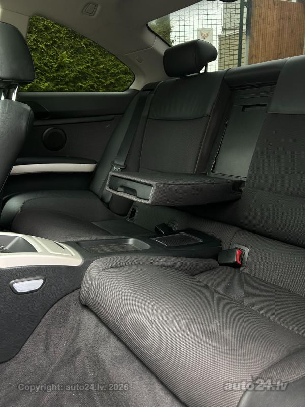 Grey BMW 3 Series 2013 in Tallinn, with an engine capacity of 2.00 L and mileage of 269 thousand km for 8999 €, photo 11 on AUTOMOTO.COM.LV