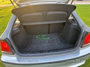 Pelēks BMW 3 Series 2004 Veru, ar dzinēja tilpumu 1.80 L un nobraukumu 188 tūkst. km par 2899 €, foto 13 vietnē AUTOMOTO.COM.LV