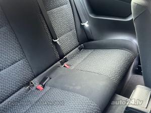 Pelēks BMW 3 Series 2004 Tallina, ar dzinēja tilpumu 1.80 L un nobraukumu 186 tūkst. km par 2150 €, foto 16 vietnē AUTOMOTO.COM.LV