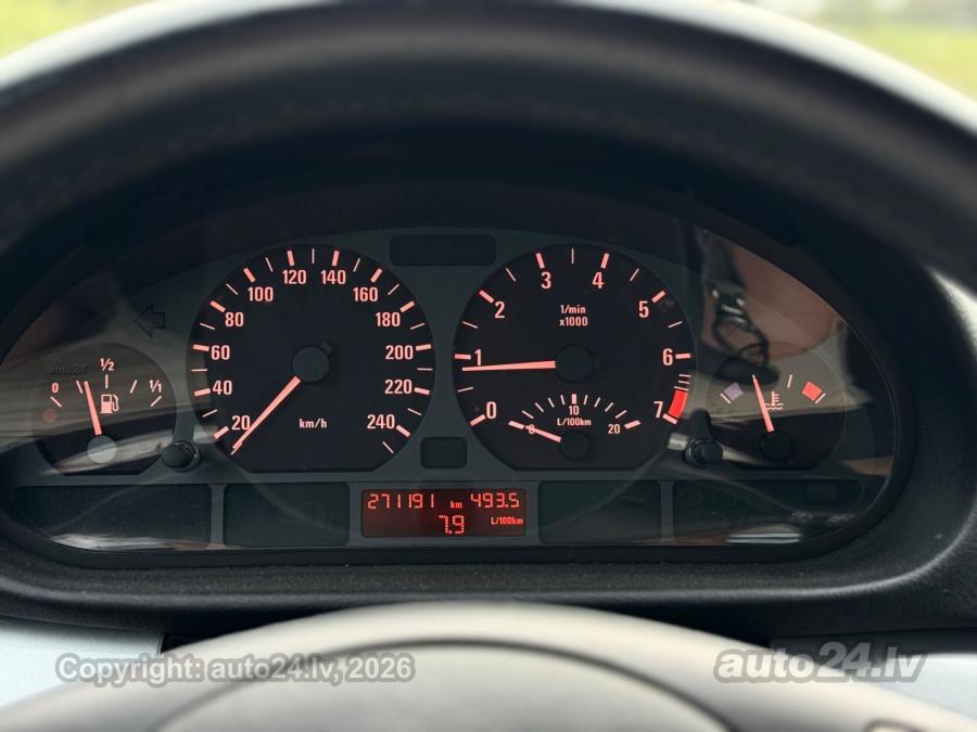 Серый БМВ 3 Серия 2004 в Тарту, объемом двигателя 2.00 л и пробегом 271 тыс. км за 2800 €, фото 11 на AUTOMOTO.COM.LV
