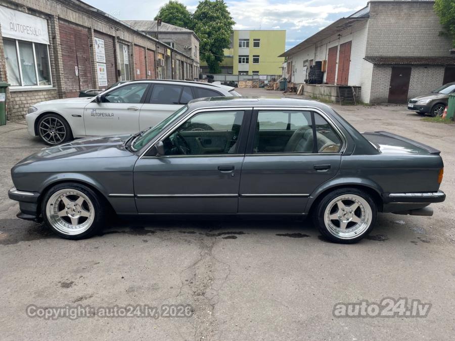 Pelēks BMW 3 Series 1987 Tallina, ar dzinēja tilpumu 3.00 L un nobraukumu 0 tūkst. km par 9999 €, foto 6 vietnē AUTOMOTO.COM.LV