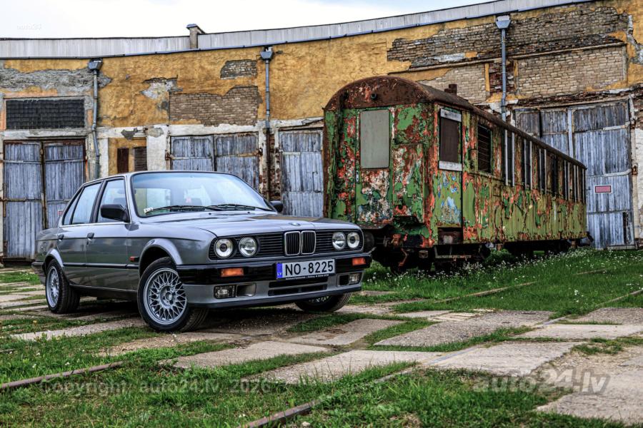 Pelēks BMW 3 Series 1987 Gulbene, ar dzinēja tilpumu 2.40 L un nobraukumu 138 tūkst. km par 9500 €, foto 1 vietnē AUTOMOTO.COM.LV