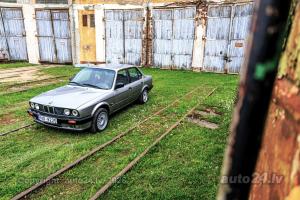 Pelēks BMW 3 Series 1987 Gulbene, ar dzinēja tilpumu 2.40 L un nobraukumu 138 tūkst. km par 9500 €, foto 6 vietnē AUTOMOTO.COM.LV