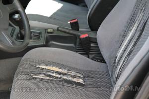 Pelēks BMW 3 Series 1990 Pērnava, ar dzinēja tilpumu 1.60 L un nobraukumu 238 tūkst. km par 6900 €, foto 18 vietnē AUTOMOTO.COM.LV