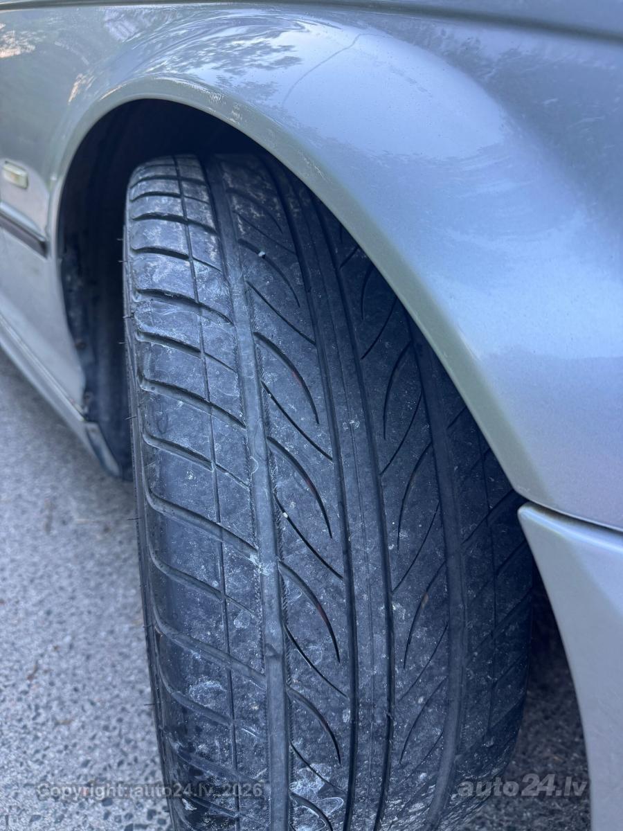 Pelēks BMW 3 Series 2000 Tallina, ar dzinēja tilpumu 2.00 L un nobraukumu 293 tūkst. km par 2999 €, foto 14 vietnē AUTOMOTO.COM.LV