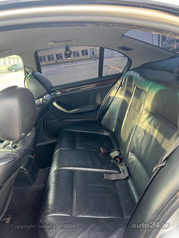 Pelēks BMW 3 Series 2000 Tallina, ar dzinēja tilpumu 2.00 L un nobraukumu 404 tūkst. km par 2200 €, foto 7 vietnē AUTOMOTO.COM.LV