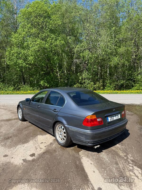 Grey BMW 3 Series 2001 in Tallinn, with an engine capacity of 2.20 L and mileage of 250 thousand km for 3000 €, photo 5 on AUTOMOTO.COM.LV