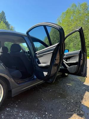 Pelēks BMW 3 Series 2001 Tallina, ar dzinēja tilpumu 2.20 L un nobraukumu 250 tūkst. km par 3000 €, foto 10 vietnē AUTOMOTO.COM.LV