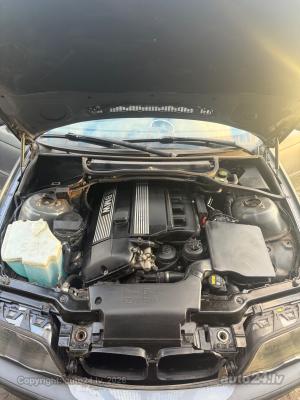 Pelēks BMW 3 Series 2001 Tallina, ar dzinēja tilpumu 2.20 L un nobraukumu 250 tūkst. km par 3000 €, foto 13 vietnē AUTOMOTO.COM.LV