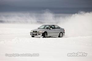 Pelēks BMW 3 Series 2003 Hāpsalu, ar dzinēja tilpumu 2.50 L un nobraukumu 235 tūkst. km par 2500 €, foto  vietnē AUTOMOTO.COM.LV