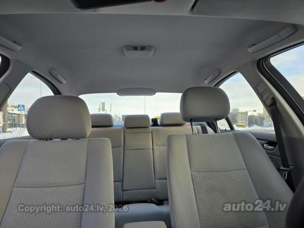 Pelēks BMW 3 Series 2004 Tallina, ar dzinēja tilpumu 2.00 L un nobraukumu 179 tūkst. km par 3200 €, foto 11 vietnē AUTOMOTO.COM.LV