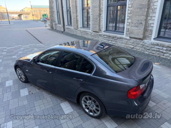 Pelēks BMW 3 Series 2004 Tallina, ar dzinēja tilpumu 2.50 L un nobraukumu 406 tūkst. km par 3720 €, foto 4 vietnē AUTOMOTO.COM.LV