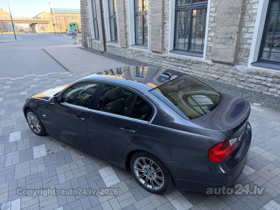 Pelēks BMW 3 Series 2004 Tallina, ar dzinēja tilpumu 2.50 L un nobraukumu 406 tūkst. km par 3720 €, foto 5 vietnē AUTOMOTO.COM.LV