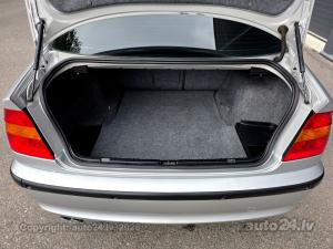 Pelēks BMW 3 Series 2004 Tallina, ar dzinēja tilpumu 0.00 L un nobraukumu 167 tūkst. km par 5990 €, foto 13 vietnē AUTOMOTO.COM.LV