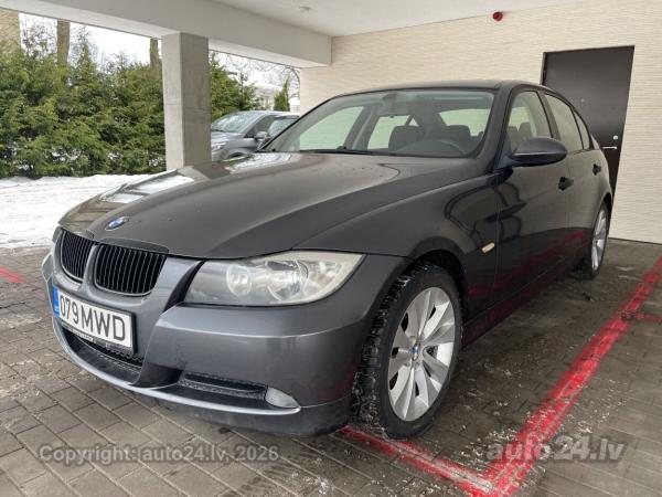 Pelēks BMW 3 Series 2005 Tallina, ar dzinēja tilpumu 2.00 L un nobraukumu 260 tūkst. km par 3200 €, foto 1 vietnē AUTOMOTO.COM.LV