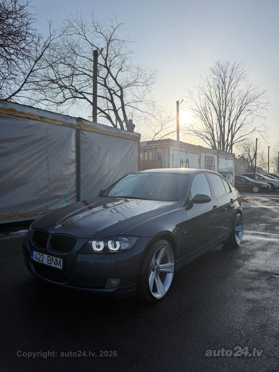 Pelēks BMW 3 Series 2005 Tallina, ar dzinēja tilpumu 2.00 L un nobraukumu 389 tūkst. km par 3499 €, foto 3 vietnē AUTOMOTO.COM.LV