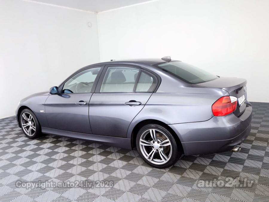 Pelēks BMW 3 Series 2005 Tallina, ar dzinēja tilpumu 2.00 L un nobraukumu 249 tūkst. km par 2299 €, foto 5 vietnē AUTOMOTO.COM.LV