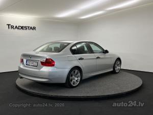 Pelēks BMW 3 Series 2005 Pērnava, ar dzinēja tilpumu 2.00 L un nobraukumu 225 tūkst. km par 3490 €, foto 5 vietnē AUTOMOTO.COM.LV