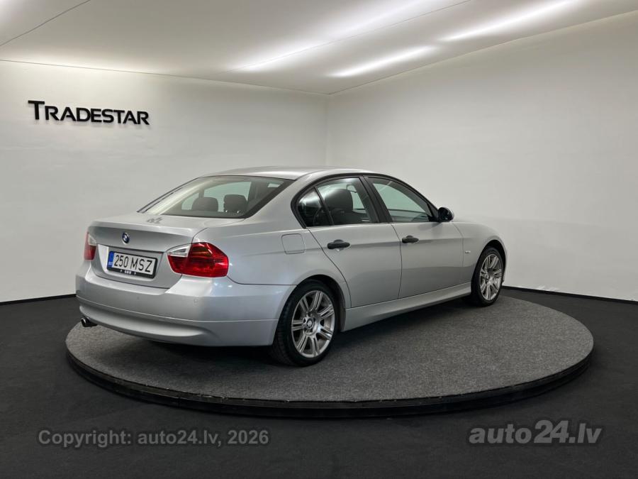 Pelēks BMW 3 Series 2005 Pērnava, ar dzinēja tilpumu 2.00 L un nobraukumu 225 tūkst. km par 3490 €, foto 5 vietnē AUTOMOTO.COM.LV