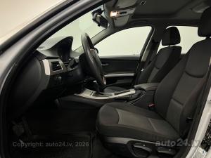 Pelēks BMW 3 Series 2005 Pērnava, ar dzinēja tilpumu 2.00 L un nobraukumu 225 tūkst. km par 3490 €, foto 9 vietnē AUTOMOTO.COM.LV