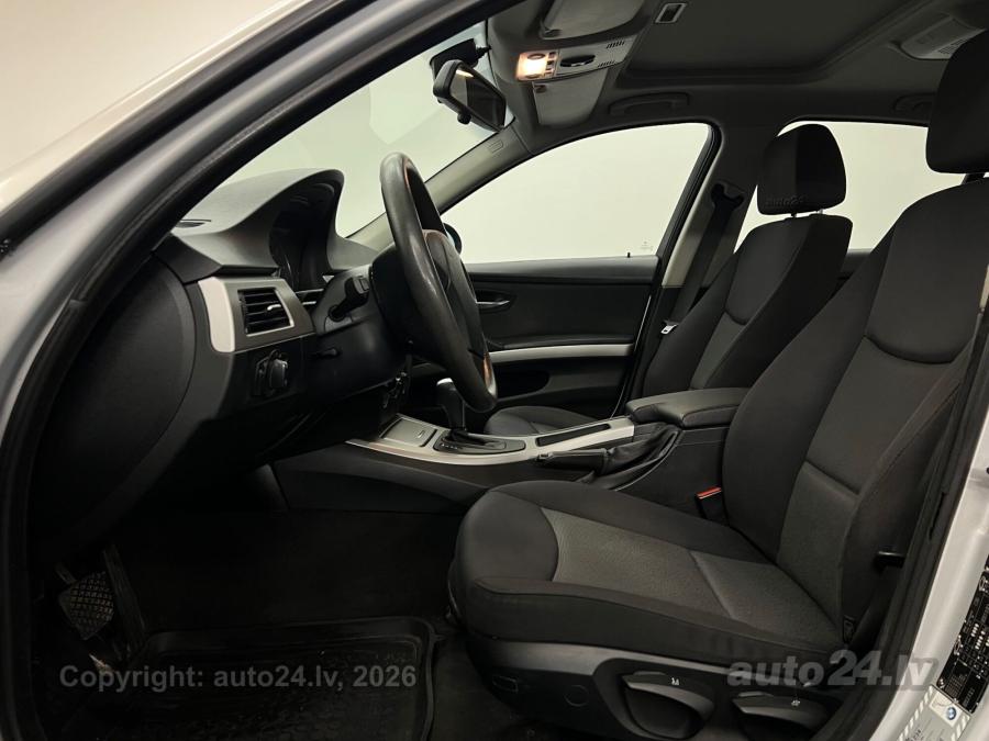 Pelēks BMW 3 Series 2005 Pērnava, ar dzinēja tilpumu 2.00 L un nobraukumu 225 tūkst. km par 3490 €, foto 9 vietnē AUTOMOTO.COM.LV