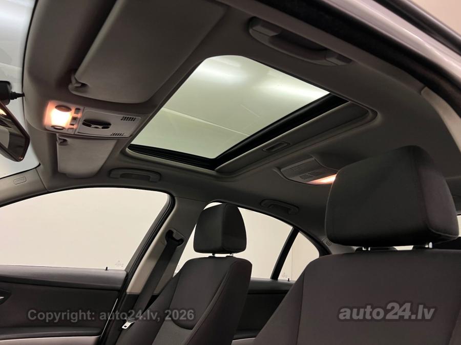 Pelēks BMW 3 Series 2005 Pērnava, ar dzinēja tilpumu 2.00 L un nobraukumu 225 tūkst. km par 3490 €, foto 20 vietnē AUTOMOTO.COM.LV