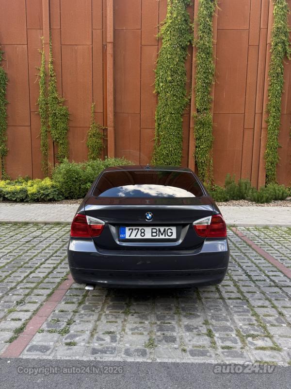 Pelēks BMW 3 Series 2005 Tallina, ar dzinēja tilpumu 2.00 L un nobraukumu 365 tūkst. km par 2799 €, foto 5 vietnē AUTOMOTO.COM.LV