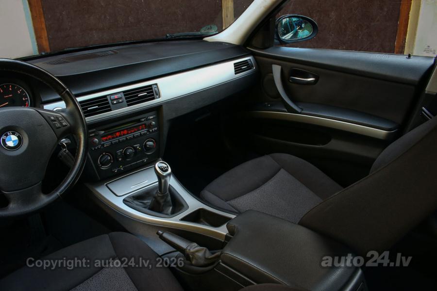 Pelēks BMW 3 Series 2005 Viljandi, ar dzinēja tilpumu 2.00 L un nobraukumu 195 tūkst. km par 4990 €, foto 8 vietnē AUTOMOTO.COM.LV