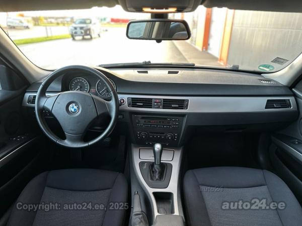 Pelēks BMW 3 Series 2006 Kuresāre, ar dzinēja tilpumu 2.00 L un nobraukumu 167 tūkst. km par 2800 €, foto 11 vietnē AUTOMOTO.COM.LV