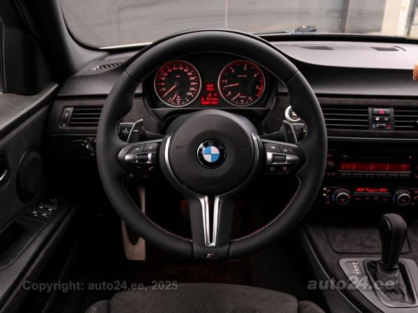 Pelēks BMW 3 Series 2006 Tallina, ar dzinēja tilpumu 3.00 L un nobraukumu 353 tūkst. km par 5350 €, foto 11 vietnē AUTOMOTO.COM.LV