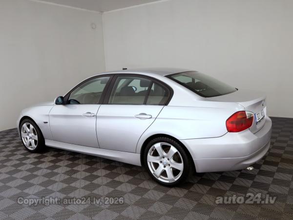 Grey BMW 3 Series 2006 in Tallinn, with an engine capacity of 2.00 L and mileage of 339 thousand km for 2499 €, photo 4 on AUTOMOTO.COM.LV