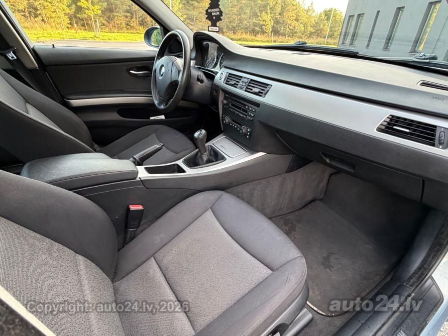Pelēks BMW 3 Series 2006 Tallina, ar dzinēja tilpumu 2.00 L un nobraukumu 225 tūkst. km par 3450 €, foto 10 vietnē AUTOMOTO.COM.LV