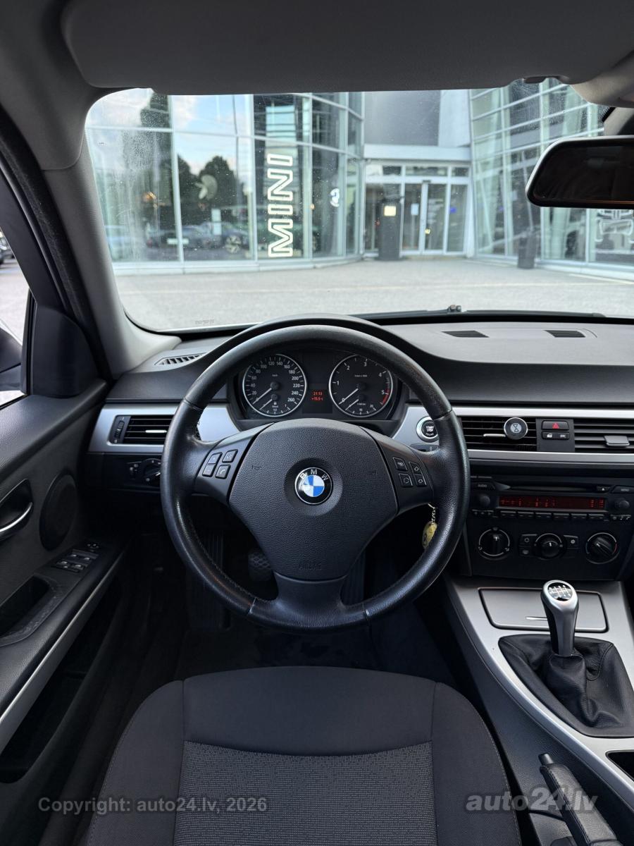 Grey BMW 3 Series 2007 in Tallinn, with an engine capacity of 2.00 L and mileage of 302 thousand km for 2900 €, photo 12 on AUTOMOTO.COM.LV