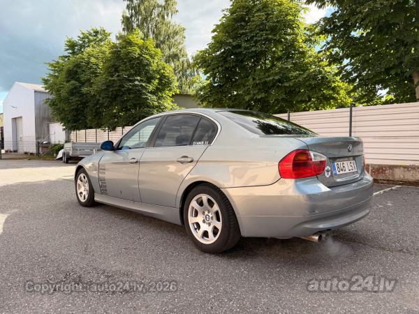 Pelēks BMW 3 Series 2007 Tallina, ar dzinēja tilpumu 2.50 L un nobraukumu 234 tūkst. km par 4200 €, foto 3 vietnē AUTOMOTO.COM.LV