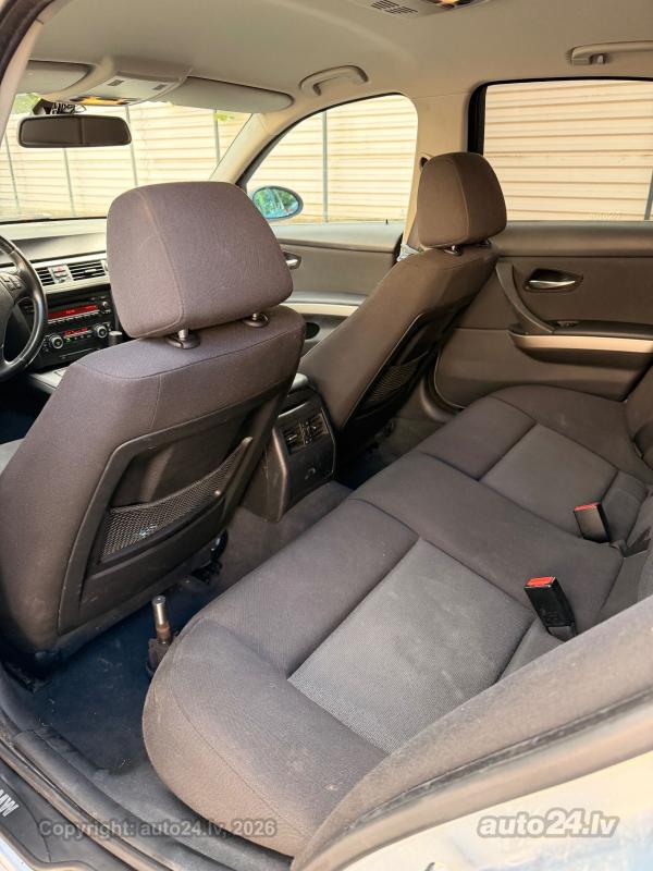 Pelēks BMW 3 Series 2007 Tallina, ar dzinēja tilpumu 2.50 L un nobraukumu 234 tūkst. km par 4200 €, foto 7 vietnē AUTOMOTO.COM.LV