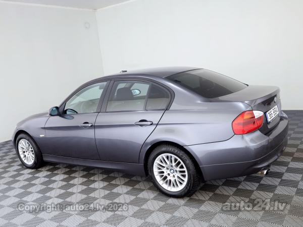 Grey BMW 3 Series 2008 in Tallinn, with an engine capacity of 2.00 L and mileage of 269 thousand km for 2299 €, photo 4 on AUTOMOTO.COM.LV